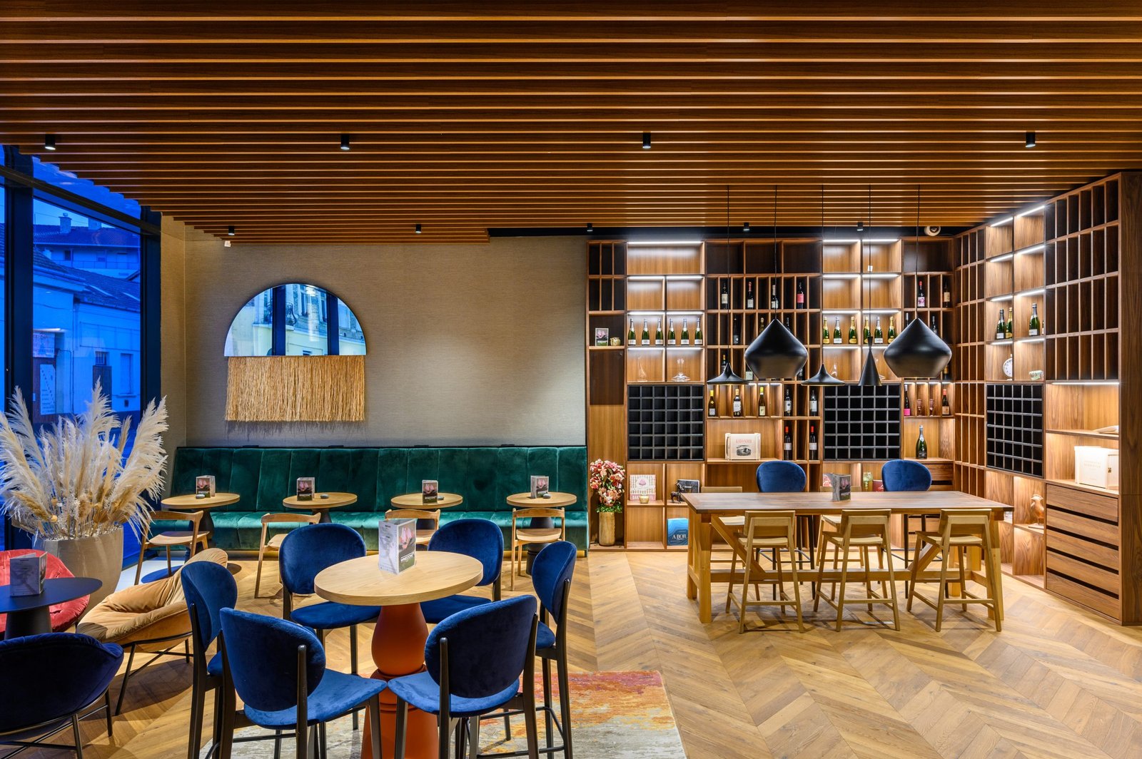 Winestone Bár - Mercure Debrecen**** Superior